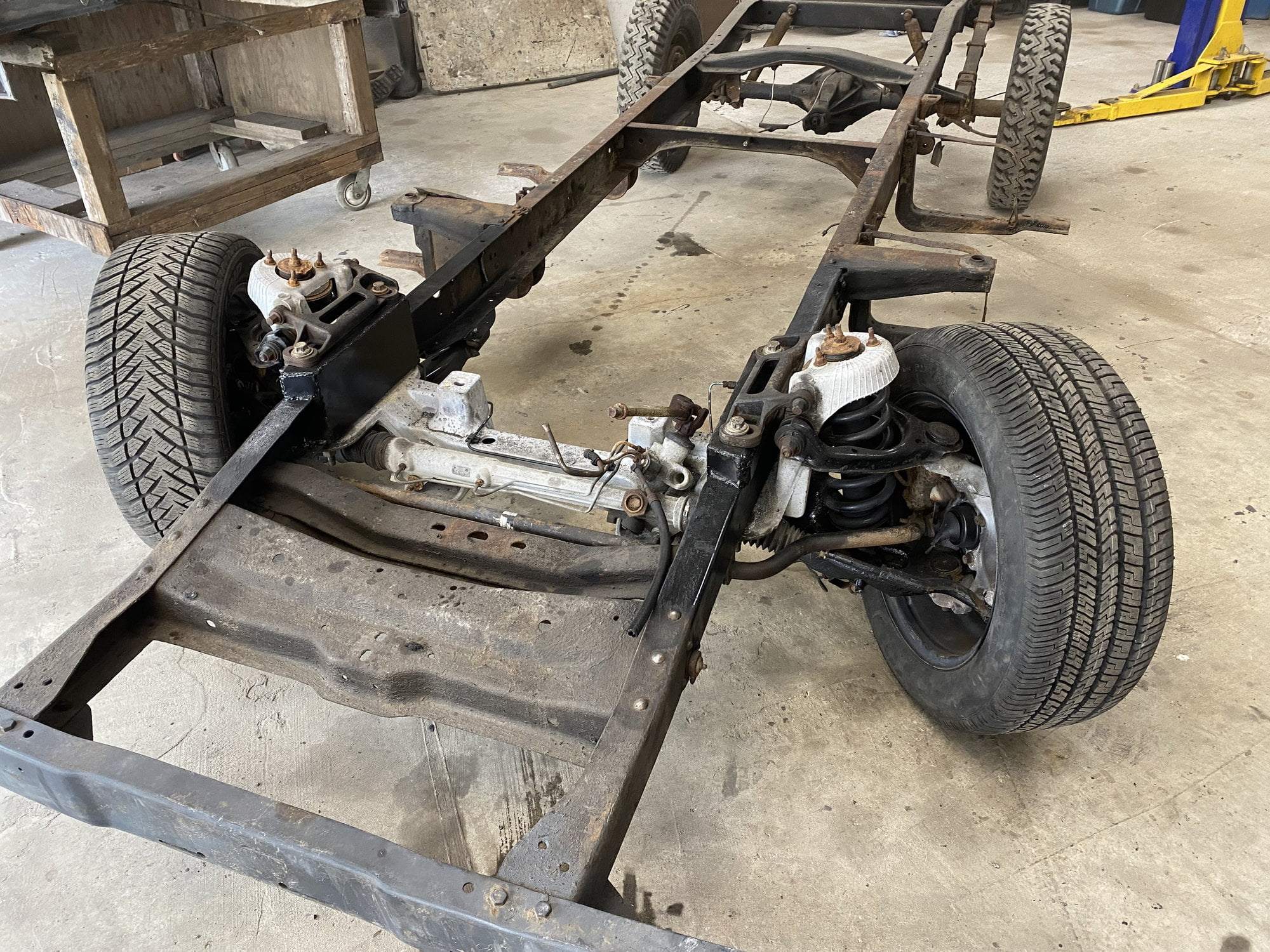 Ford Bullnose Crown Vic Swap - Suspension Upgrade - Bullnose Garage